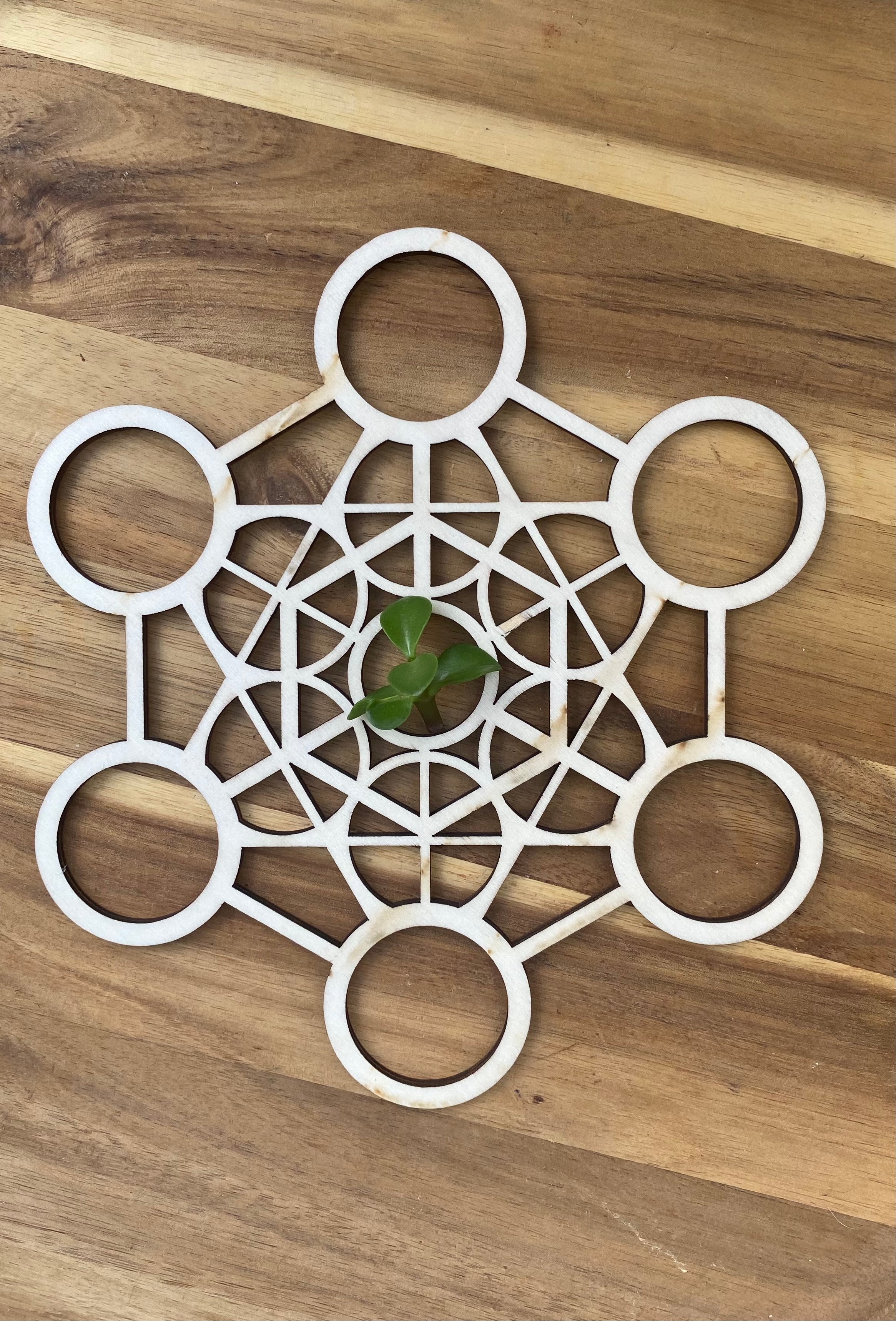 Large crystal grid – Crystal Vibes And Energy